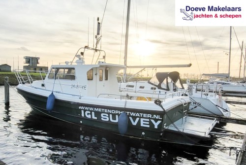 Cygnus Cyclone 30 Patrol -- Doeve Brokers and Valuers Yacht & Ships